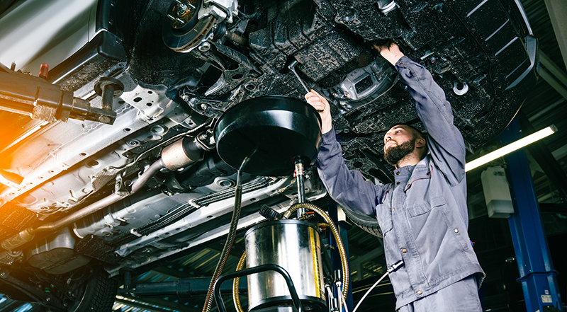 What Is a High-Quality Oil Change? - NAPA AUTOPRO